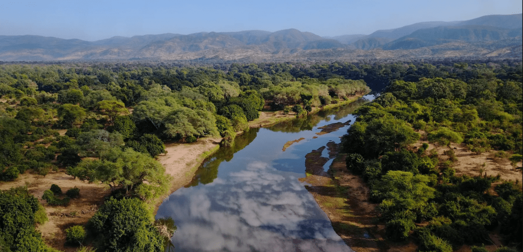 Lower Zambezi National Park Ecosystem - Mpelembe Network